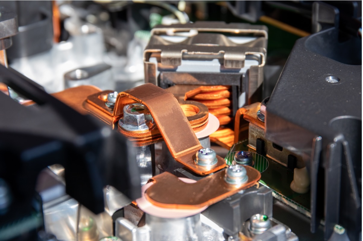 Blog | The challenges of e-mobility: Welding busbars
